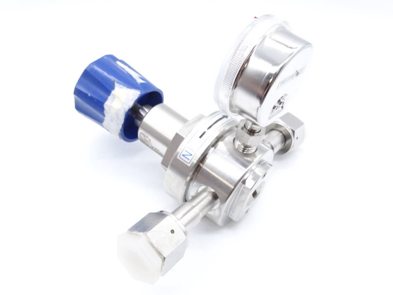 Tk-Fujikin S8RG2-VF-2B33-P Air Pressure Regulator