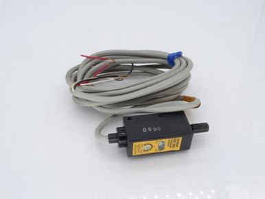 Omron E8C-R8C Sensor