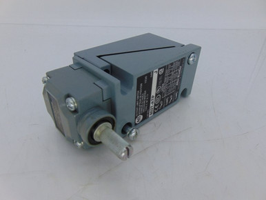 Allen Bradley 802T-ATP Switch