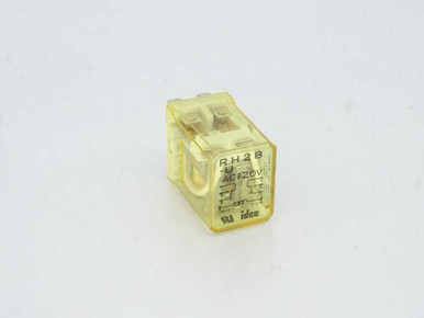 Idec RH2B-U-AC120V Relay
