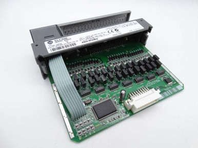 Allen Bradley 1746-OB32 Series D PLC Module