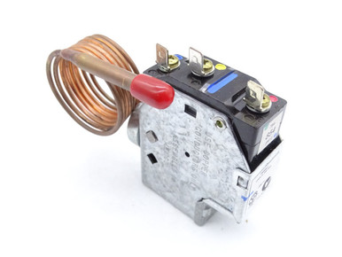 Johnson Controls P20EB-2C Temperature Controller