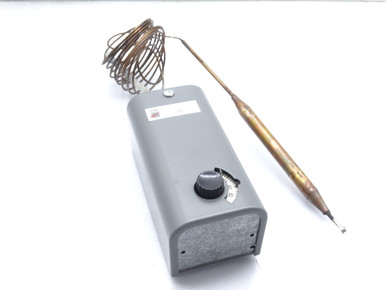 Johnson Controls A19ABC-4C Temperature Controller