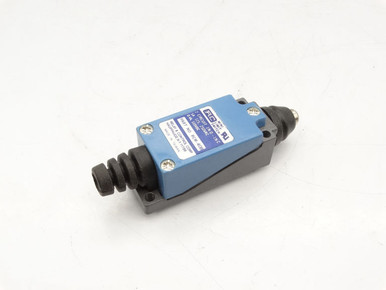 RELAY & CONTROLS RELAY & CONTROLS RCM-408 Switch