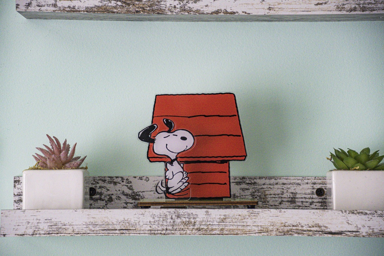 Peanuts Dancing Snoopy Laser Sculpture
