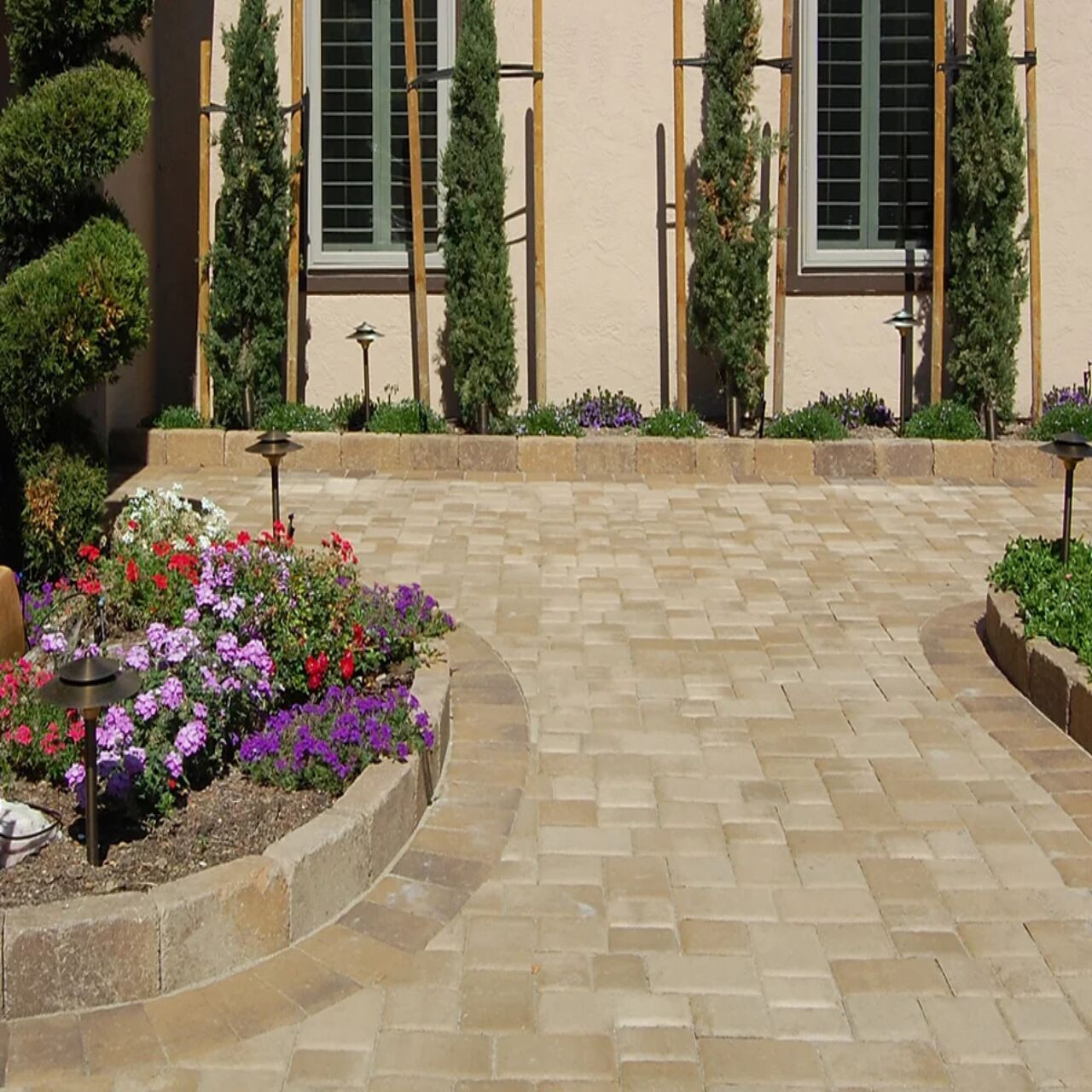 Belgard - Large Cobble Paver