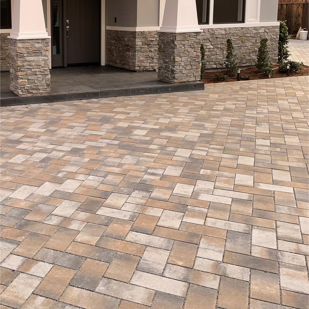 Belgard - Permeable Narrow Joint Mission 6" x 12" 80mm Paver