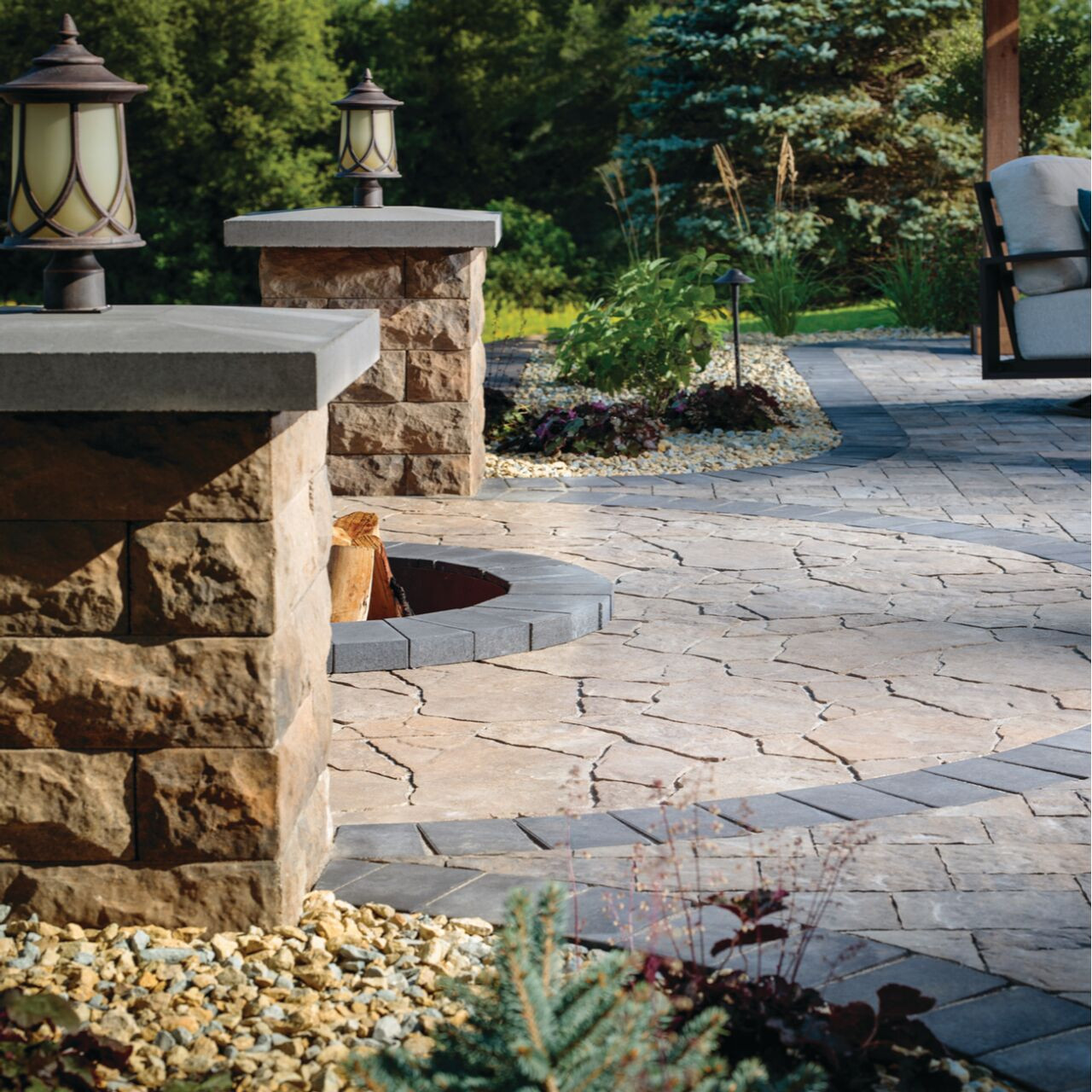 Belgard - Column 28" x 28" x 4" Cap