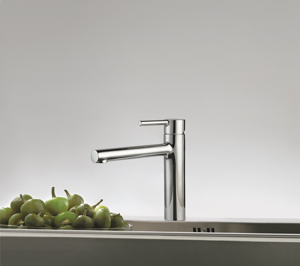 Franke Centro Top Lever Kitchen Tap | Chrome, Matt | Taps.co.uk