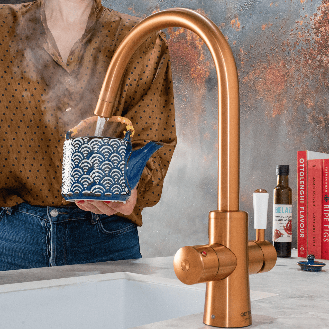 Copper 4-in-1 Boiling Water Tap with 7L Tank