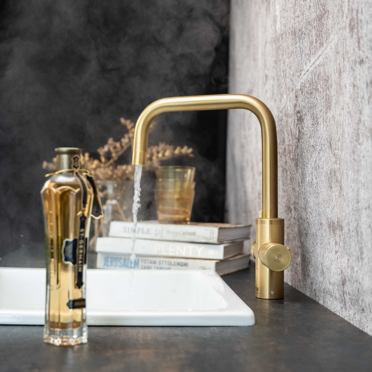 4 in 1 Square Brass Boiling Water Tap with 2L Tank