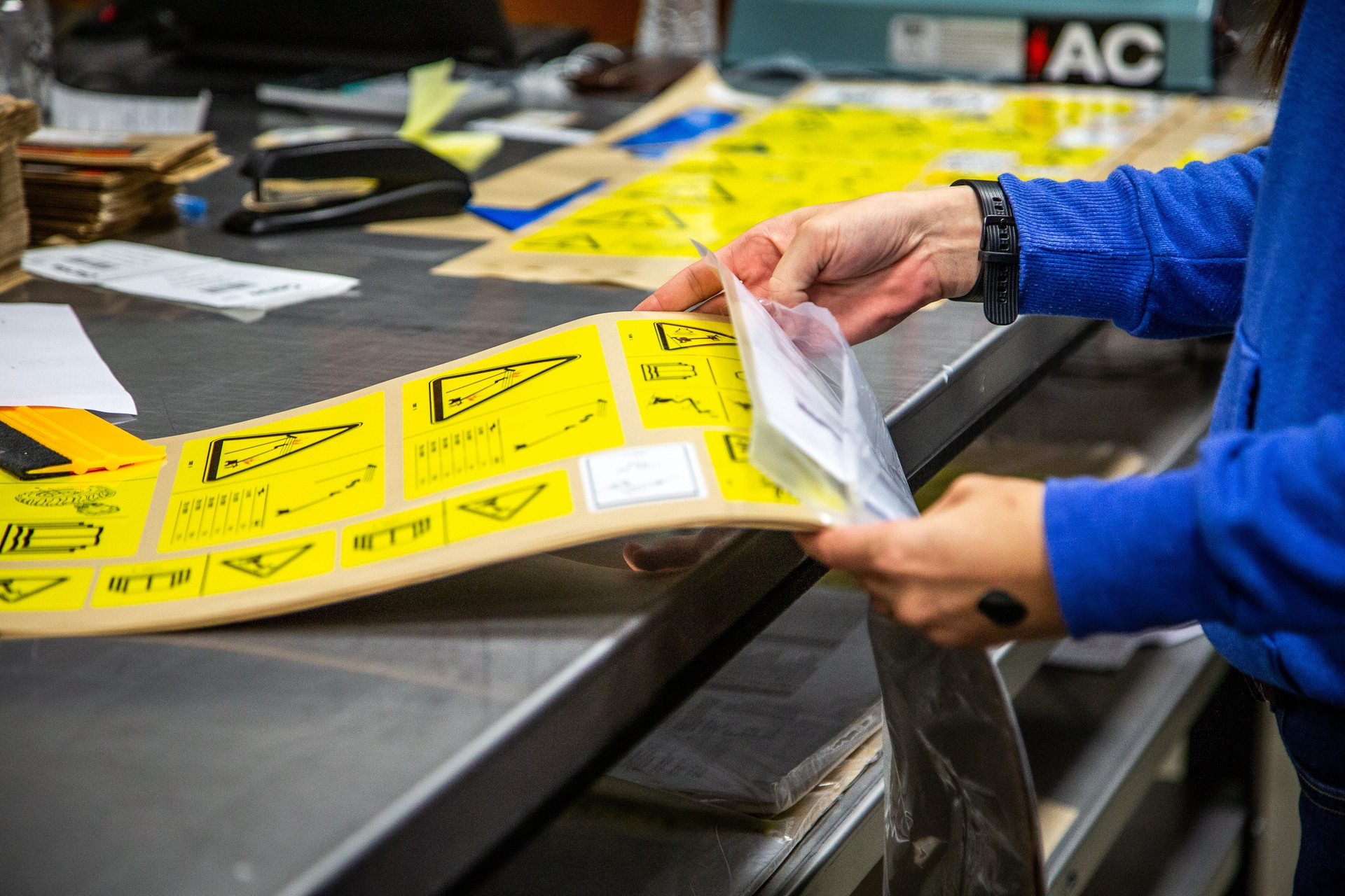 When to Use Electrical Safety Labels - DuraMark Technologies