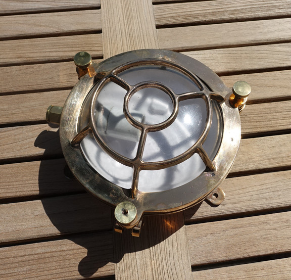 Bronze Bulkhead Clamshell light - Dock Lights