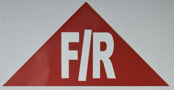 FLOOR AND ROOF TRUSS IDENTIFICATION SIGN (STICKER , RED)