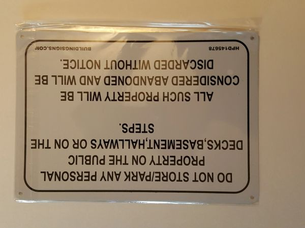 NO STORAGE IN THE HALLWAY SIGN (ALUMINUM SIGNS 7x10)-El blanco Line