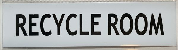 RECYCLE ROOM SIGN PURE WHITE BACKGROUND