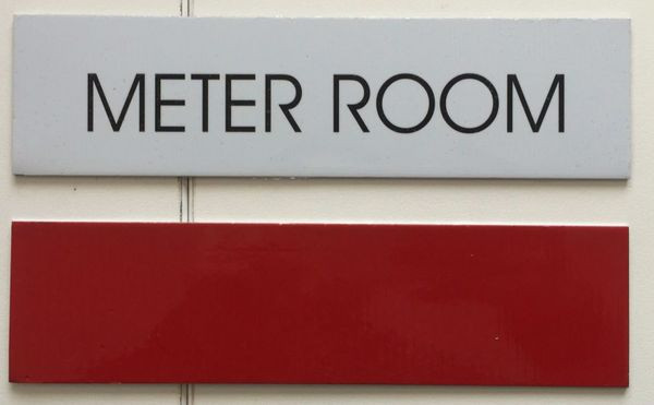 METER ROOM SIGN - PURE WHITE
