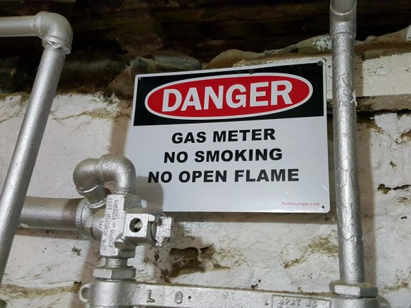 DANGER Gas Meter No smoking no open flame Sign
