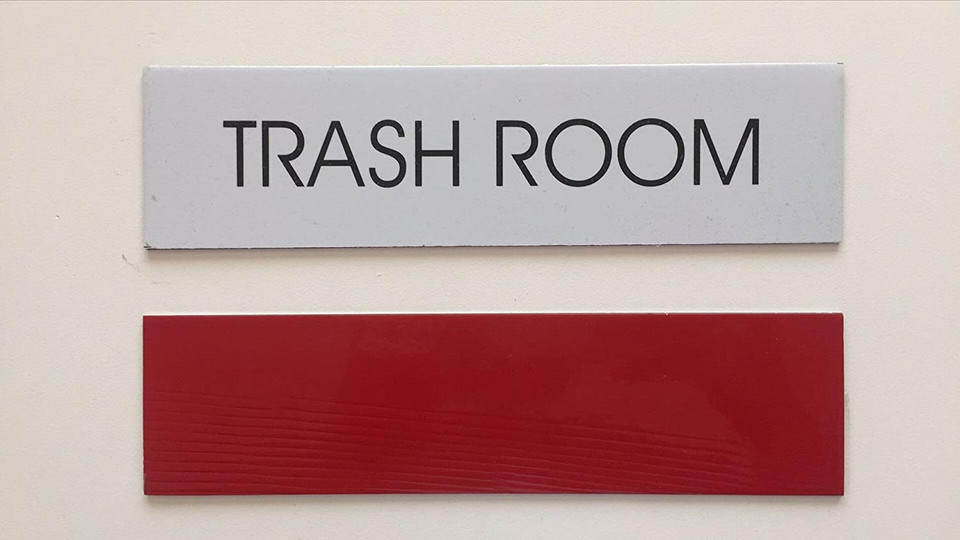 TRASH ROOM (WHITE,Double sided tape)
