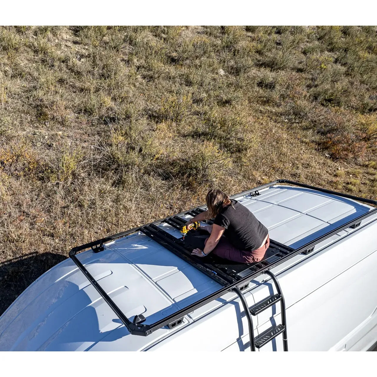 Rooftop Deck: Mercedes Sprinter Approach | Van Cafe