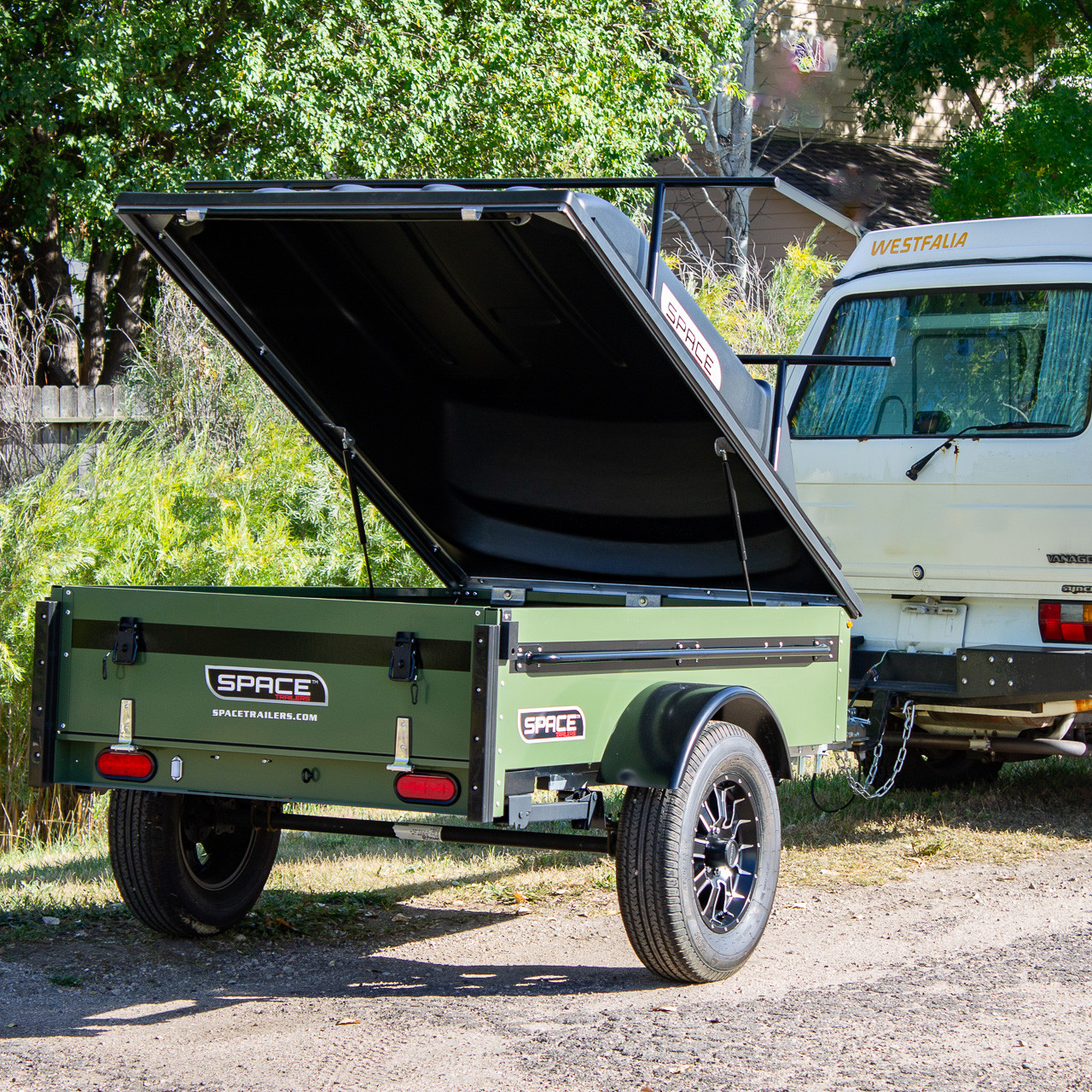 Space Trailer High Rider, Green | Van Cafe