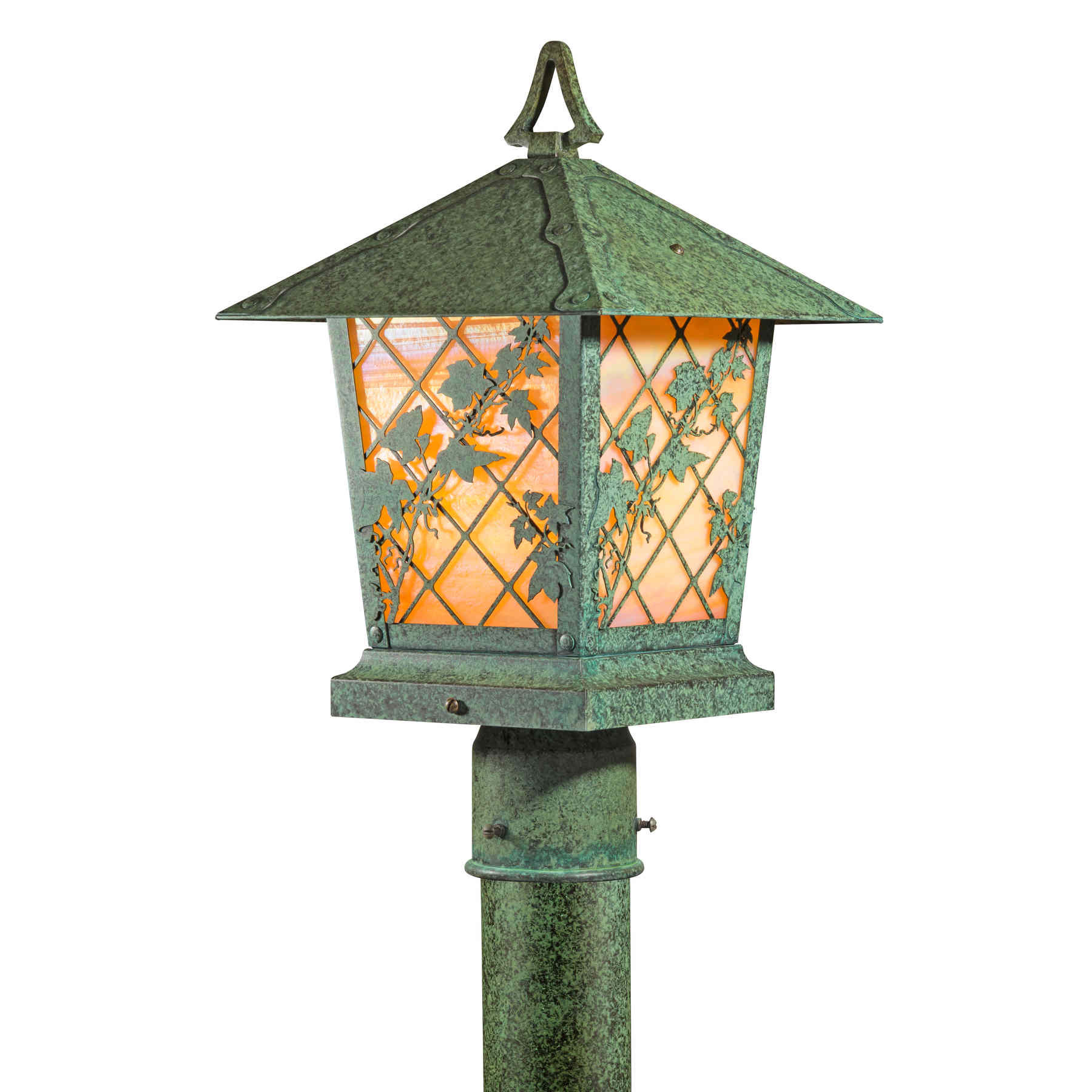 Traditional Cottage Post Mount Lantern | Spring Street Series