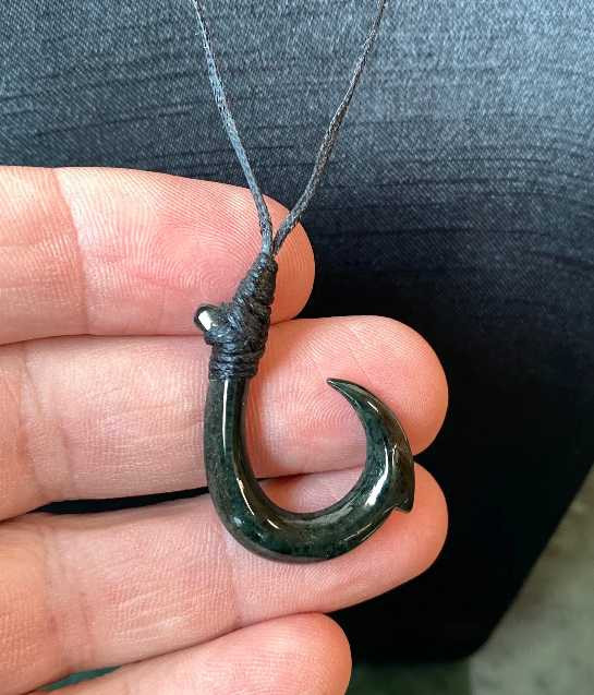 35mm Genuine Natural Australian Black Nephrite Jade Fish Hook Pendant