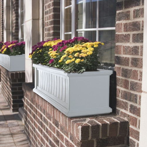 Mayne Cape Cod Window Box 4FT White