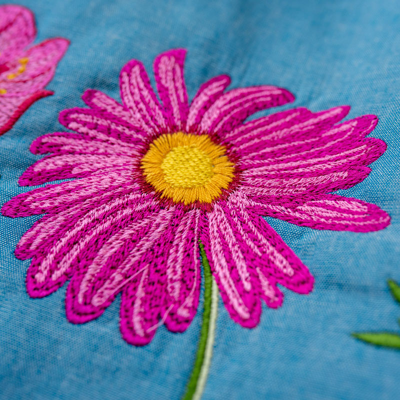 Pollen: Gerbera Daisy - Machine Embroidery Design