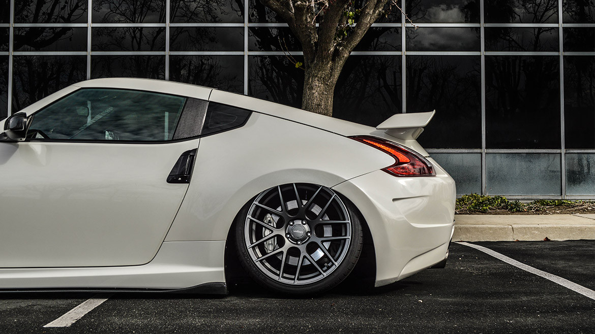 Nissan 370Z 2009-2020 Air Lift Performance Rear Kit - Switch Suspension