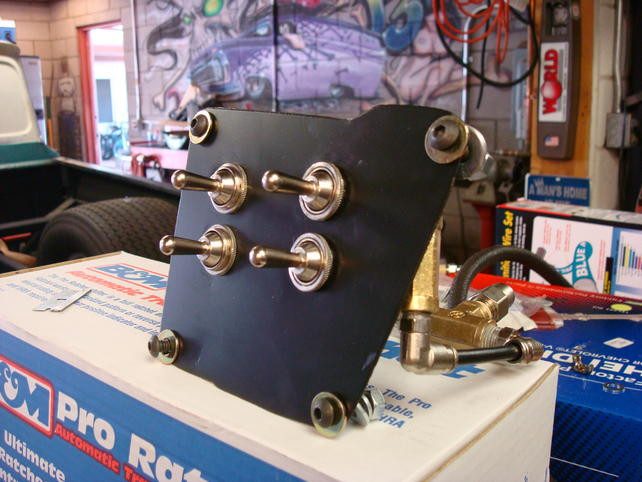 Manual Toggle Air Valve - Switch Suspension