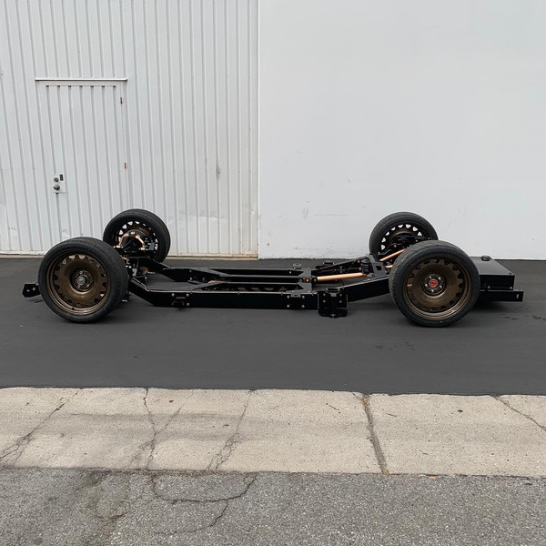 Chevrolet / GMC C-10 1960-1987 Extreme Air Ride Chassis