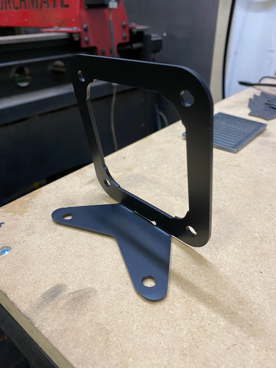 Accuair e-Level+ ECU Floating Mount - Switch Suspension
