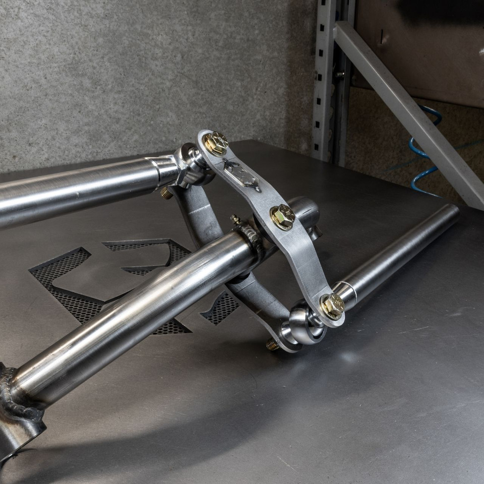 Tubular Watts Link w/ Heim Joints - Switch Suspension