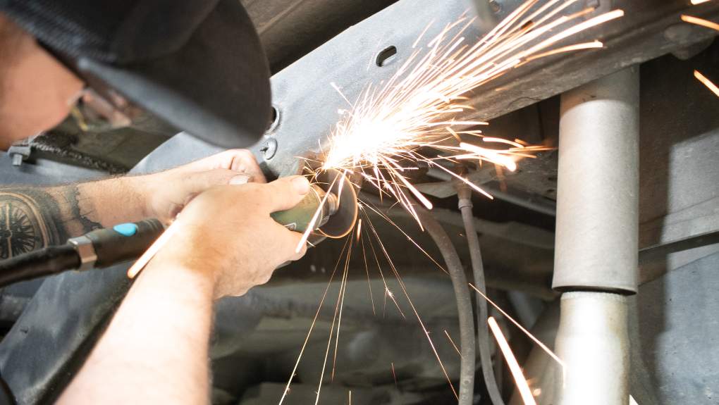 How to Pick the Best Lowering Kit for your Truck - Switch Suspension