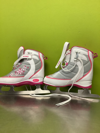 Used VIC FIGURE SKATE Junior 03 Junior Figure Skates Junior Figure Skates