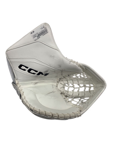 Used CCM EFLEX 6.9 Inter Goalie Catcher White
