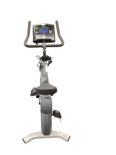 Used Life Fitness LIFE CYCLE C1 Upright Bike