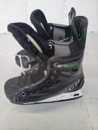 Used CCM MAXX PLUS Junior 02 Ice Hockey Skates Ice Hockey Skates