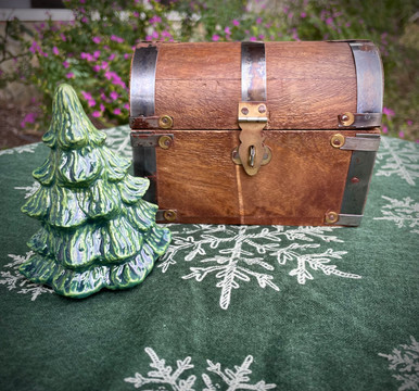 Yule Mystery Treasure Box