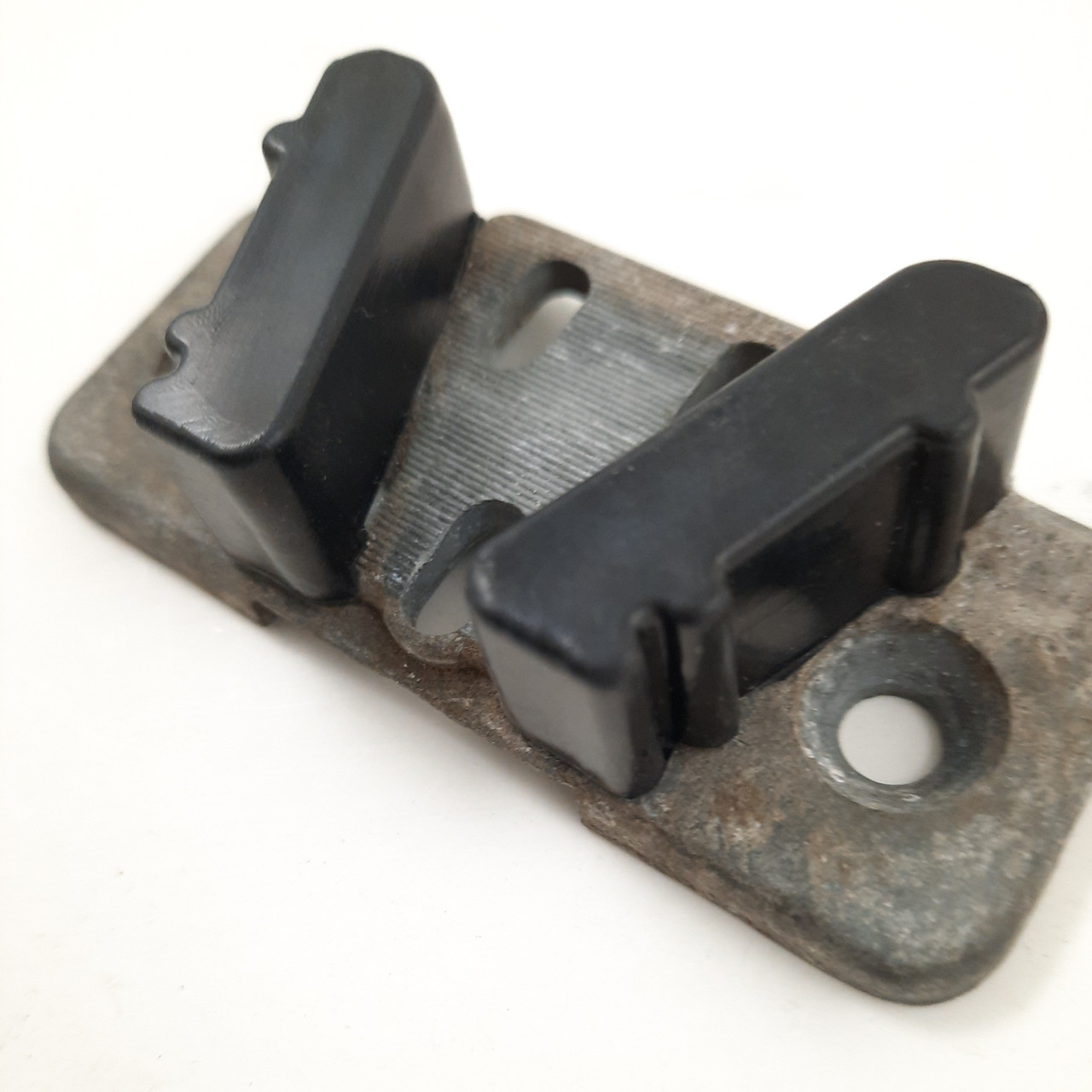 RUBBER FOR STRIKER PLATE