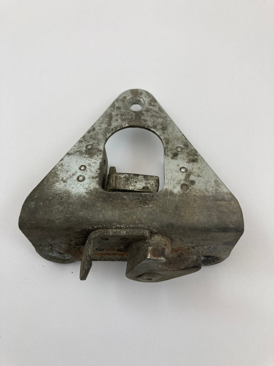 REAR HATCH MECHANISM; BUS 1964-1966