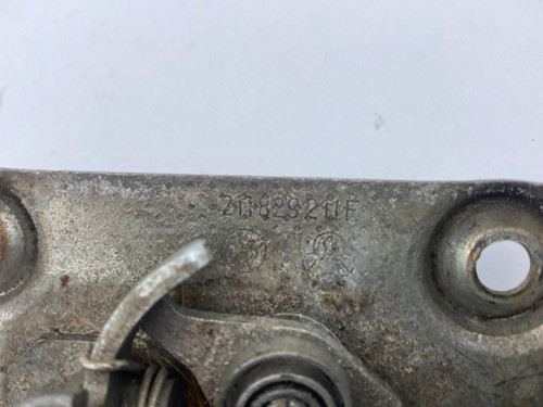 REAR HATCH MECHANISM; BUS 1967-1971