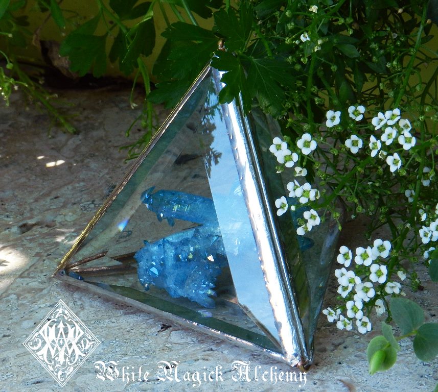 Pyramids for Generating Power Magically - White Magick Alchemy