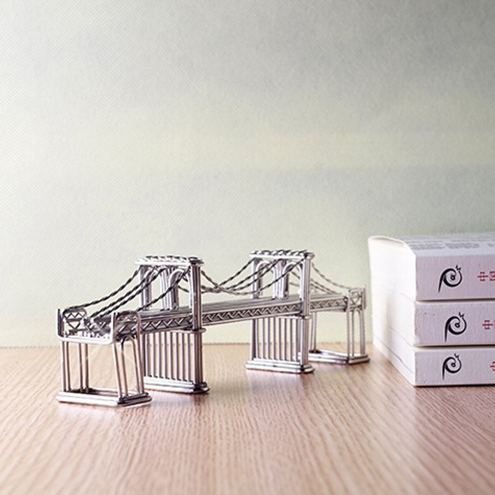 Brooklyn Bridge Mini Wire Model