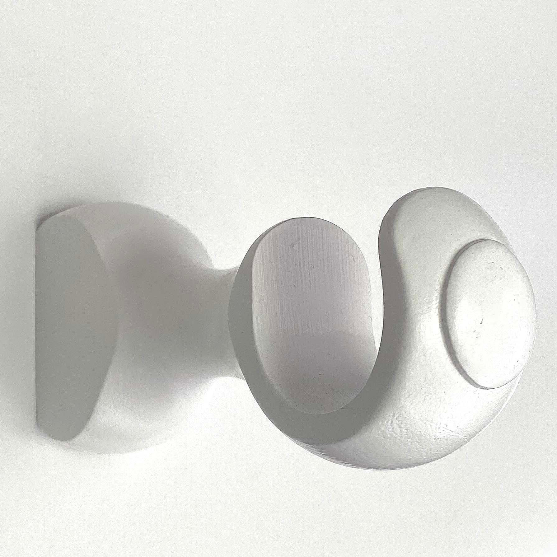 European Unfinished Hardwood Round Bracket, pair