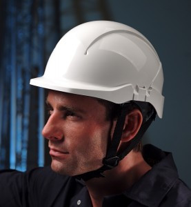 IMPA 310301 LINESMAN SAFETY HELMET REDUCED PEAK WHITE