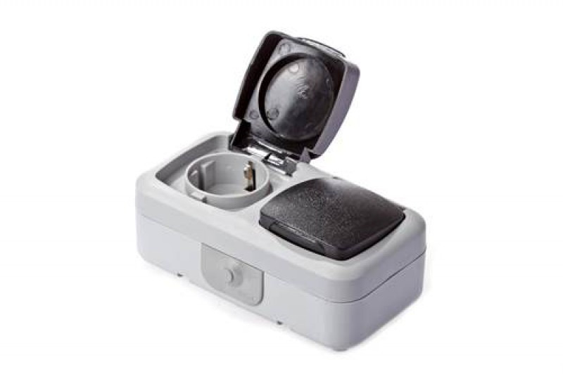 IMPA 550885 WATERTIGHT SOCKET WITH EARTH FOR 2 PLUGS
