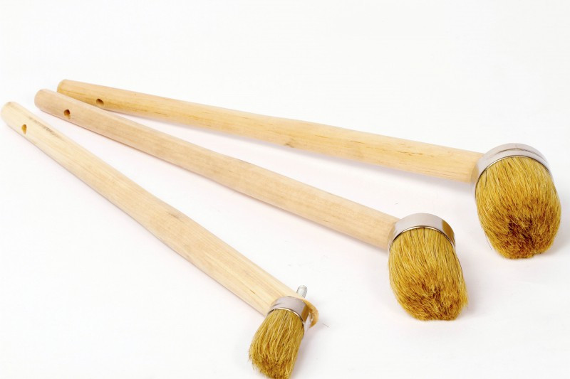 IMPA 510176 ANGLE TAR BRUSH ROUND 40mm WITH WOODEN HANDLE