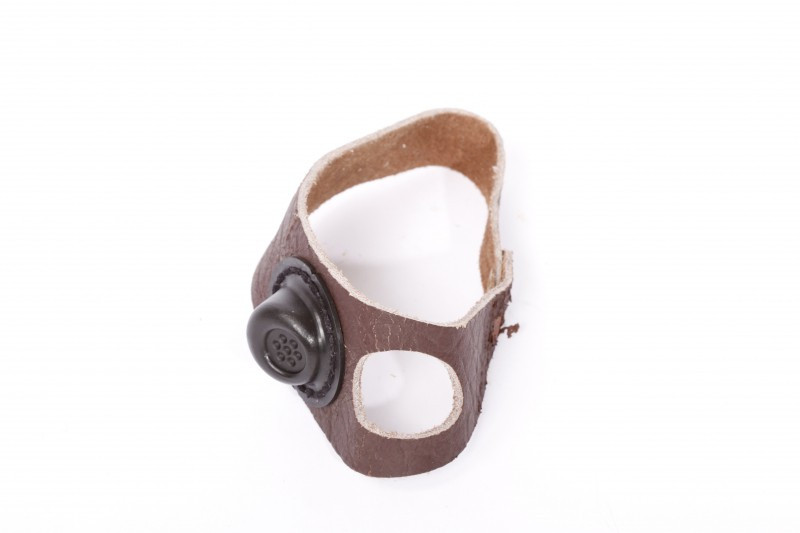 IMPA 232262 PALM SAILMAKERS' LEATHER LEFT